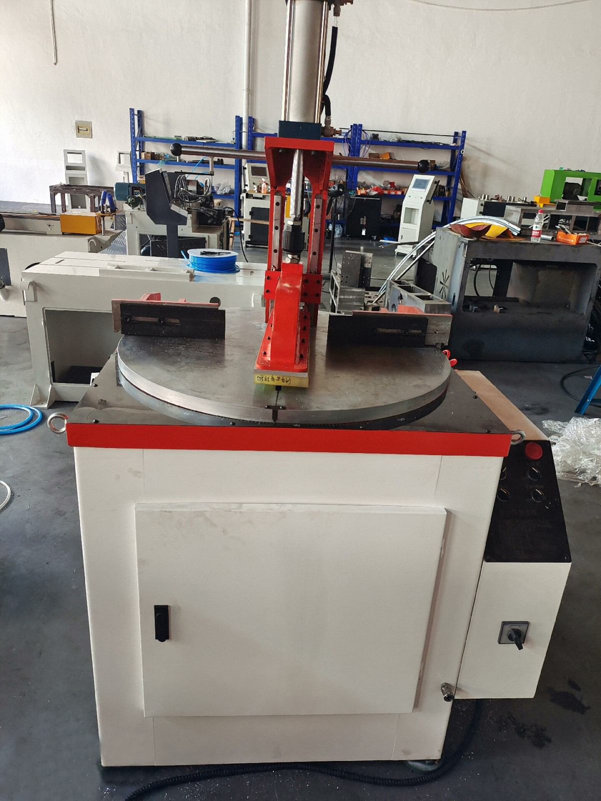 Semi-Automatic Adjustable-Angle Aluminum Cutting Saw - ALEKVS