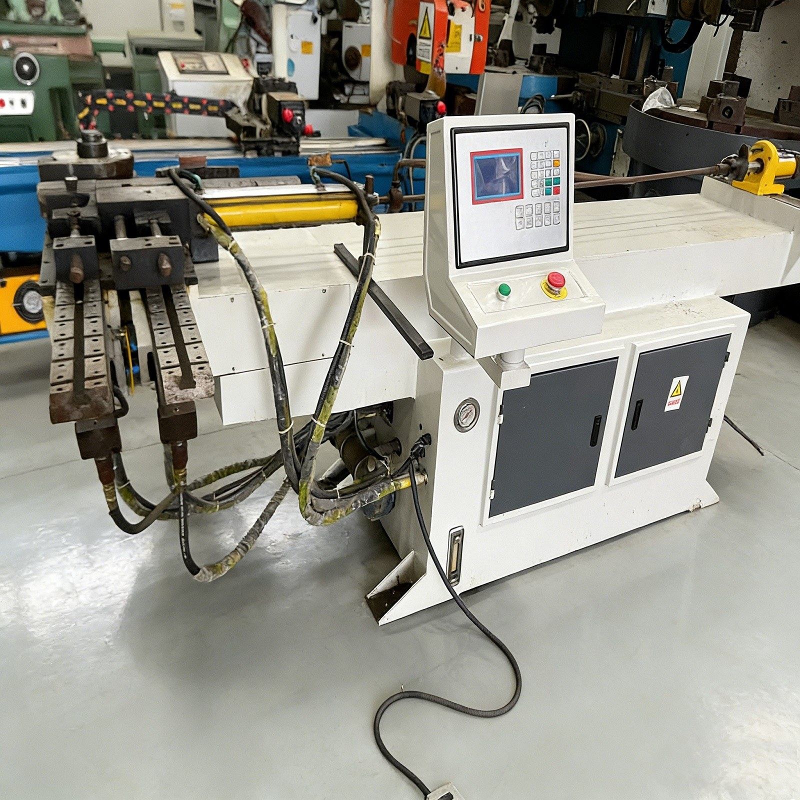 NC Hydraulic Pipe Bending Machine | NC Pipe and Tube Bender